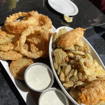 PUFFABELLY’S OLD DEPOT RESTAURANT - Updated May 2025 - 121 Photos & 157 ...