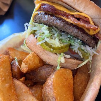 HODAD’S - Updated September 2024 - 3595 Photos & 3013 Reviews - 945 ...