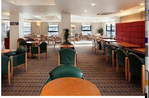 HOLIDAY INN EXPRESS HOTEL LONDON-LUTON AIRPORT - 2 Percival Way, Luton ...