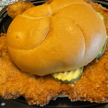 HY-VEE - Updated December 2025 - 23 Reviews - 2930 18th Ave, Rock ...