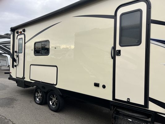 HAPPY DAZE RV’S - Updated December 2025 - 90 Photos & 309 Reviews ...