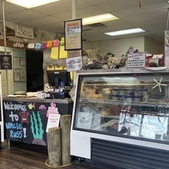 UNCLE RUSS’ DOCKSIDE SEAFOOD MARKET - Updated December 2025 - 105 ...