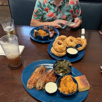 MOJO FEDERAL SWINE & SPIRITS - Updated June 2024 - 517 Photos & 318 ...