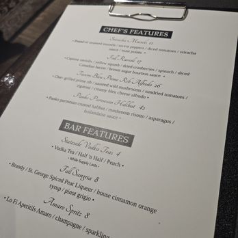 LOG CABIN INN - Updated October 2025 - 248 Photos & 271 Reviews - 430 ...