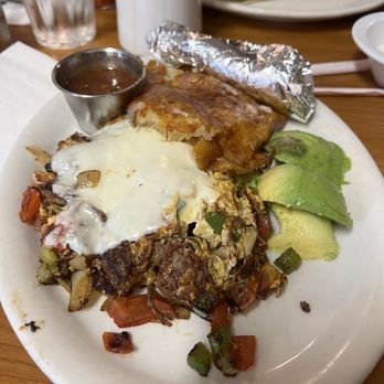 HAPPY DINER - Updated March 2025 - 645 Photos & 557 Reviews - 617 S ...