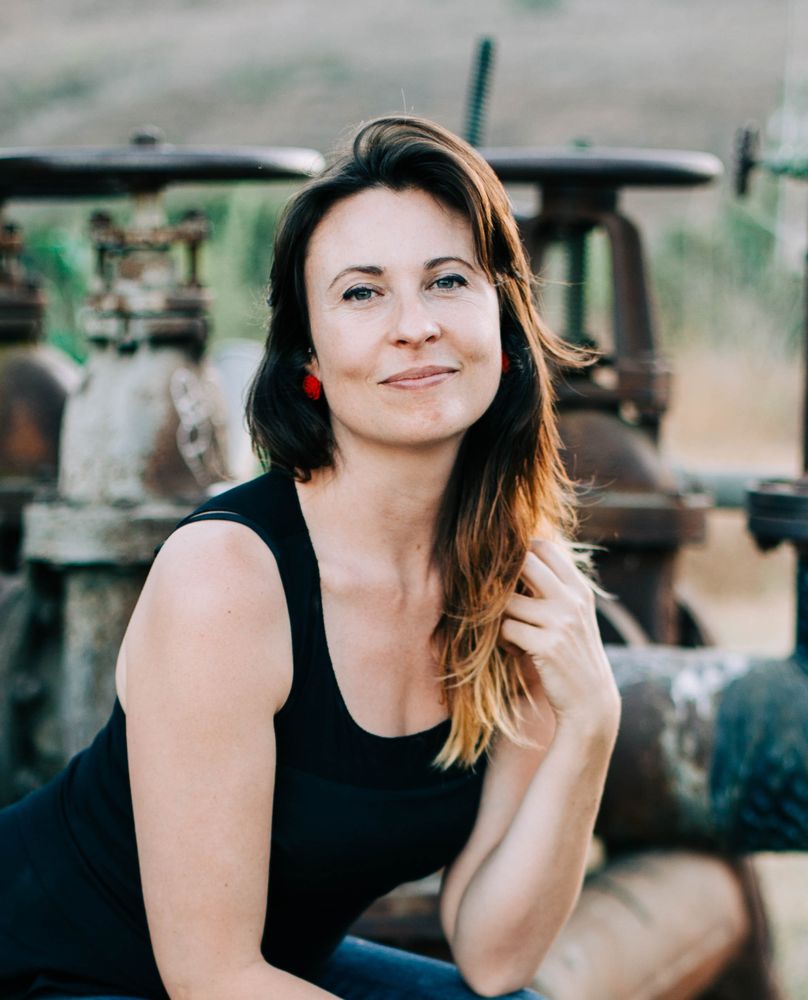 JULIA HUNTER XOXO HOMES - Updated June 2025 - 23 Photos & 13 Reviews ...