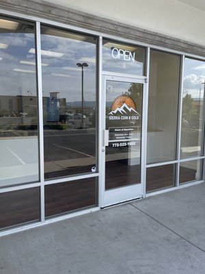 SIERRA COIN & GOLD - Updated January 2026 - 18 Reviews - 465 S Meadows ...