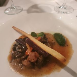 FIVE SAILS RESTAURANT - 457 Photos & 162 Reviews - French - 401-999 ...