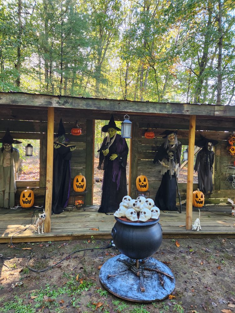 HAUNTED HIDDEN HOLLOW - Updated October 2025 - 949 Fred Tollett Rd ...