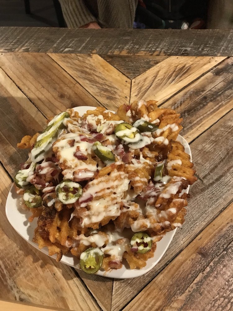 THE CASTLE - 44 Photos & 93 Reviews - 140 Rantoul St, Beverly ...