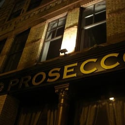PROSECCO - Updated July 2025 - 402 Photos & 794 Reviews - 710 N Wells ...