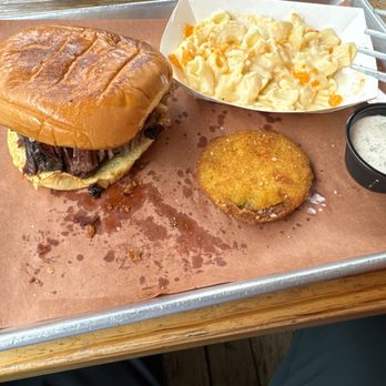 CREEKSIDE BBQ - Updated June 2024 - 224 Photos & 180 Reviews - 1020 Oak ...