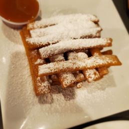 COSTAS INN - Updated November 2024 - 497 Photos & 402 Reviews - 4100 N ...