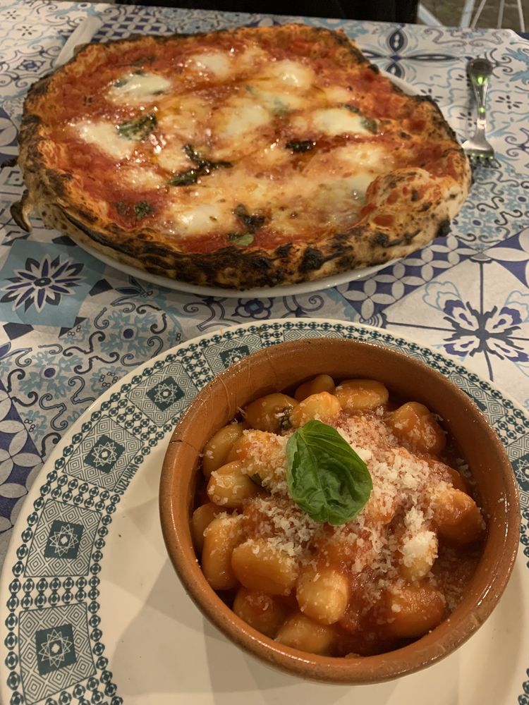 BELLA NAPOLI - 56 Photos & 56 Reviews - Via Simone De Saint Bon 57 ...