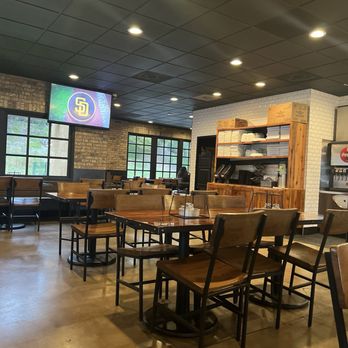 UPPER CRUST PIZZA - Updated November 2025 - 185 Photos & 379 Reviews ...