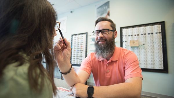 TRIANGLE VISIONS OPTOMETRY - Updated December 2025 - 17 Photos - 3460 ...