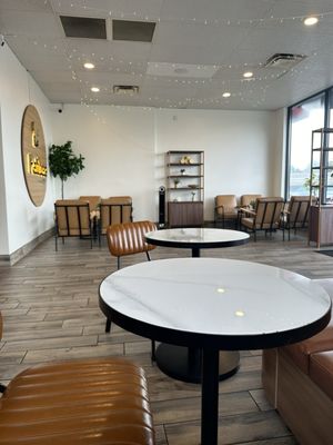 FAT BEE CAFE - Updated October 2025 - 97 Photos & 33 Reviews - 4307 N ...