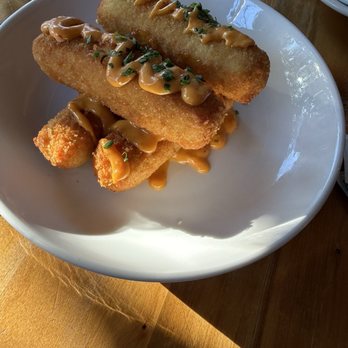 CHOMP KITCHEN AND DRINKS - Updated December 2025 - 377 Photos & 269 ...