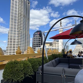 ASTREA ROOFTOP - Updated October 2025 - 121 Photos & 29 Reviews - 17 W ...