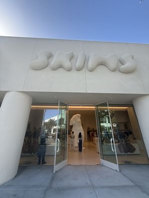 SKIMS - Updated October 2025 - 18 Photos & 11 Reviews - 8569 W Sunset ...