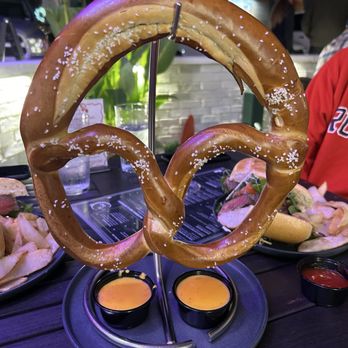 PI BAR - Updated May 2025 - 207 Photos & 134 Reviews - 18879 N Lower ...