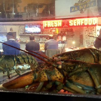 ST PAUL FISH COMPANY - 1765 Photos & 1298 Reviews - 400 N Water St ...