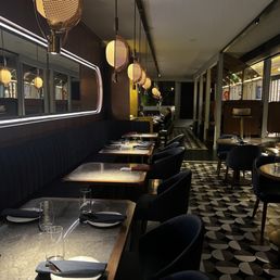 BLUE WHALE RESTAURANT & LOUNGE - Updated October 2025 - 705 Photos ...