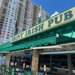 BRINY IRISH PUB - Updated September 2025 - 381 Photos & 381 Reviews ...