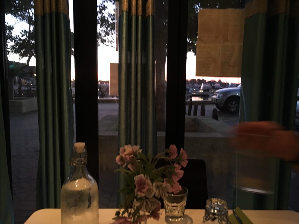 SHISHA RESTAURANT - Updated December 2024 - 37 Dolphin Dr, Perth ...