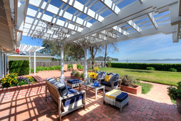 JASON HOLMES - HOLMES BURRELL REAL ESTATE - Updated November 2025 - 29 ...