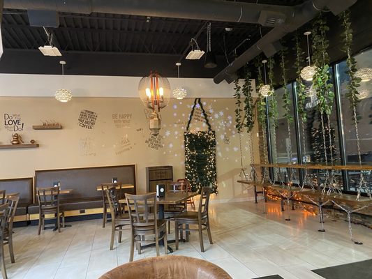 CELLO CAFE AND CREPES - Updated October 2025 - 56 Photos & 25 Reviews ...