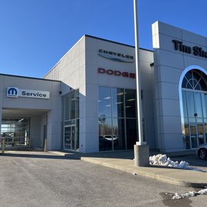 TIM SHORT FORD OF MOREHEAD - Updated January 2026 - 14 Reviews - 99 Tim ...