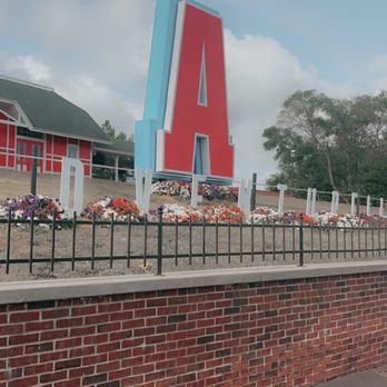 ADVENTURELAND INN - Updated August 2025 - 152 Photos & 59 Reviews ...