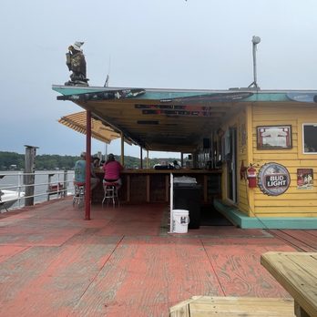 RED DOCK CAFE - Updated October 2025 - 73 Photos & 83 Reviews - 219 N ...