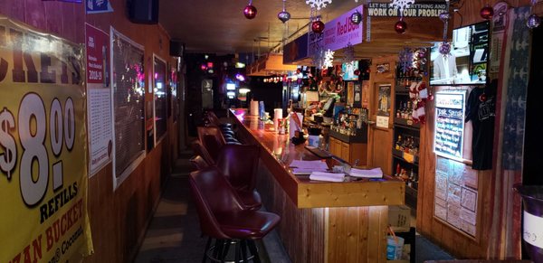 SPRAGUE TRADITIONS PUB - Updated October 2025 - 17 Photos - 1440 W 2nd ...