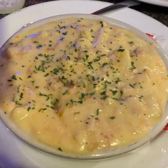 THE FIELDHOUSE PIZZA & PUB - Updated July 2024 - 119 Photos & 107 ...