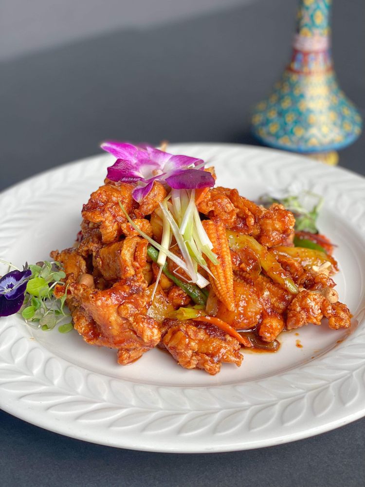 HUG THAI CUISINE - Updated December 2025 - 241 Photos & 143 Reviews ...