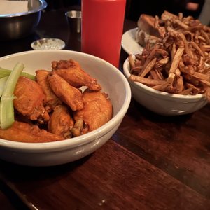 GOOD DOG BAR - 732 Photos & 1390 Reviews - 224 S 15th St, Philadelphia ...