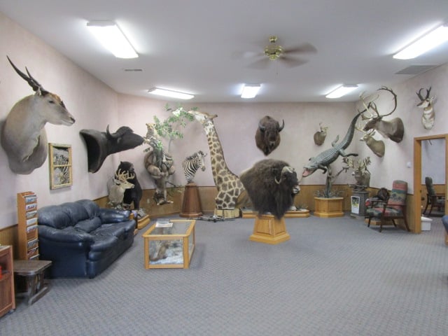 DON RESSLER’S AUTO GLASS - 3729 Memorial Hwy, Mandan, North Dakota ...