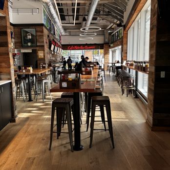 THE REDD DOG - Updated July 2025 - 66 Photos & 46 Reviews - 10598 NE ...