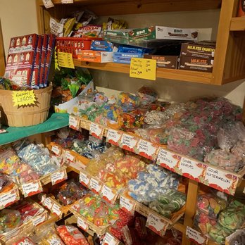 LITCHFIELD CANDY COMPANY - Updated December 2025 - 61 Photos & 25 ...