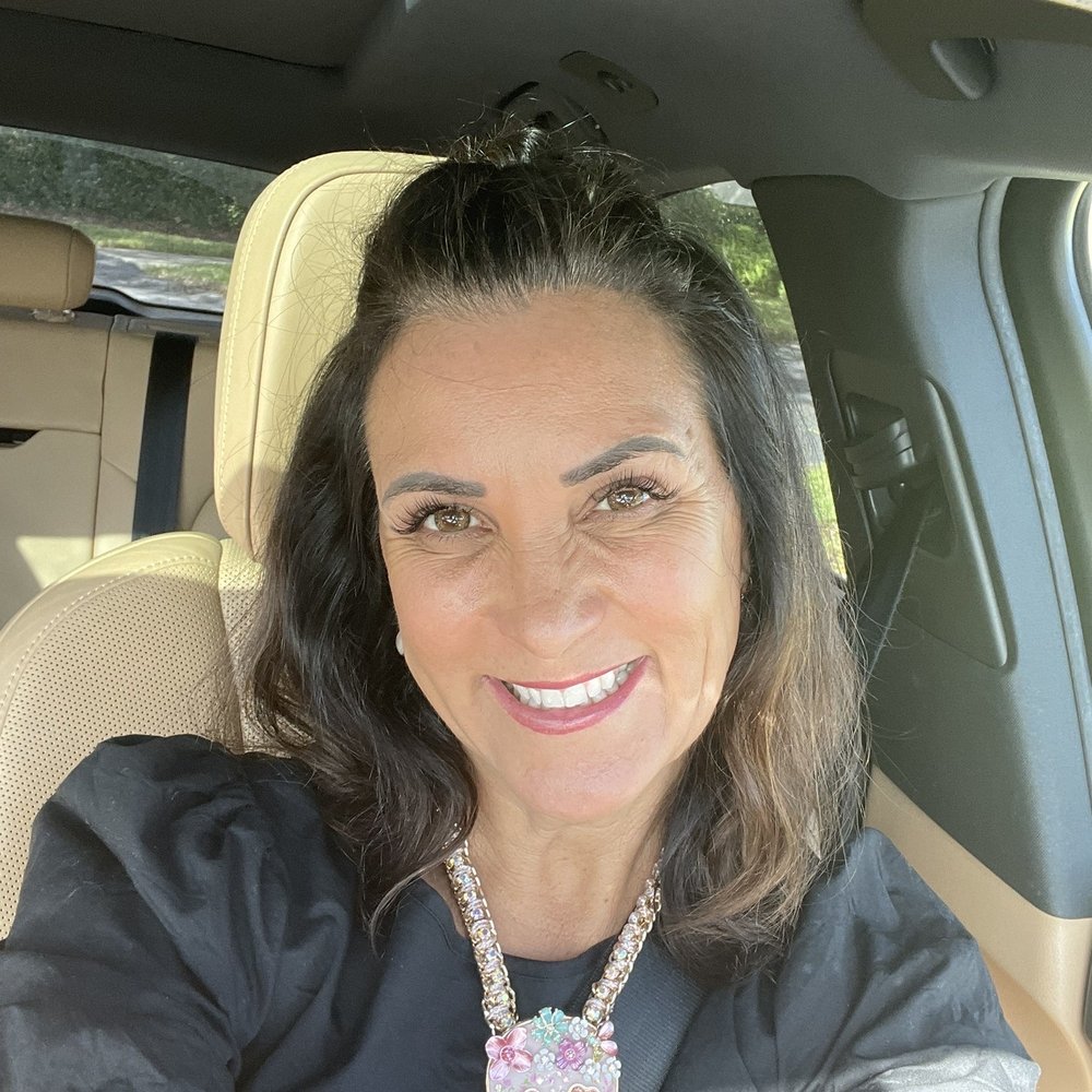 Curly Davis's Instagram, Twitter & Facebook on IDCrawl