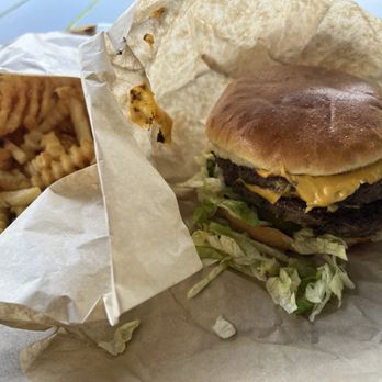 BURGER DETOUR - Updated January 2025 - 42 Photos & 54 Reviews - 18308 ...