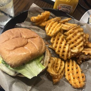 SHORES INN FOOD & SPIRITS - 121 Photos & 207 Reviews - 23410 Greater ...