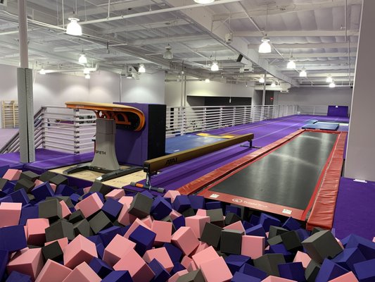 ULTIMATE SPORTS CONNECTION - Updated June 2024 - 24 Photos & 16 Reviews ...