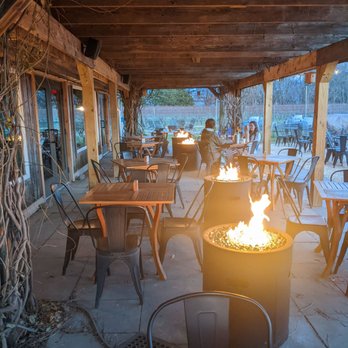 AUBURN ROAD VINEYARD AND WINERY - Updated October 2025 - 223 Photos ...