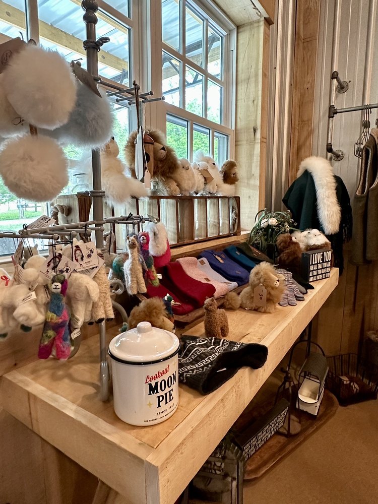 ROSIE MAE’S ALPACA FARM & BOUTIQUE - 20 Photos - 550 Old Birmingham Hwy ...