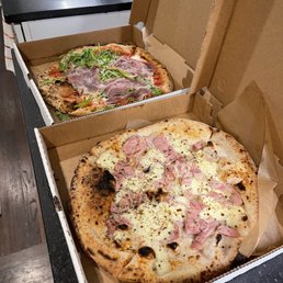 PIZZA LUPO - Updated April 2026 - 185 Photos & 187 Reviews - 5123 ...