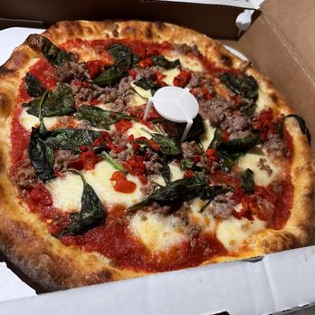 PARLOR PIZZA BAR - RIVER NORTH - Updated May 2024 - 524 Photos & 398 ...