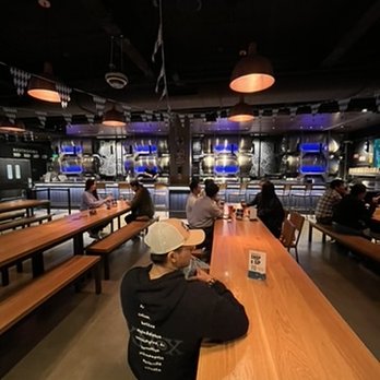 SAMUEL ADAMS TAP ROOM - Updated February 2025 - 526 Photos & 216 ...